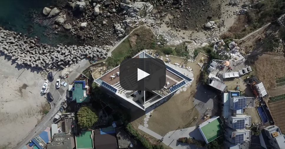 Thinking Outside the Box: This Triangular Floor Plan Captures ...